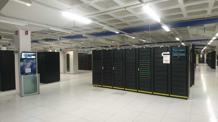 Exploring innovation, from taxis to data centres – Physics World