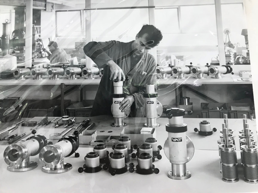 It’s an ad, ad, ad, ad world – Physics World