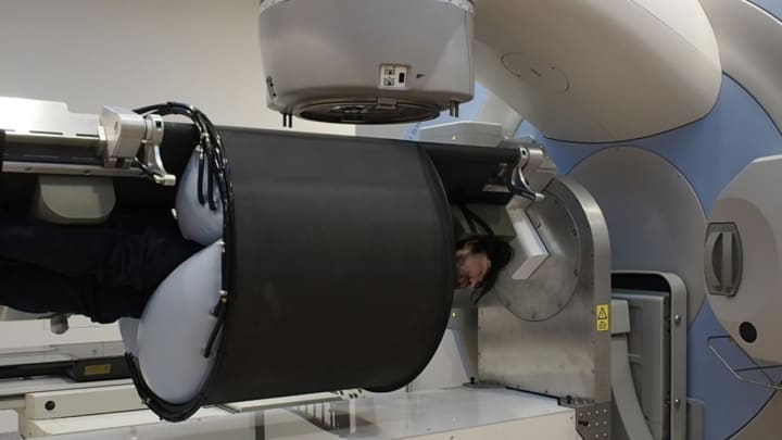 Patient rotation enables fixed-beam radiotherapy system – Physics World