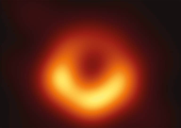 First-ever image of the black hole 'shadow' at the heart of the Milky ...