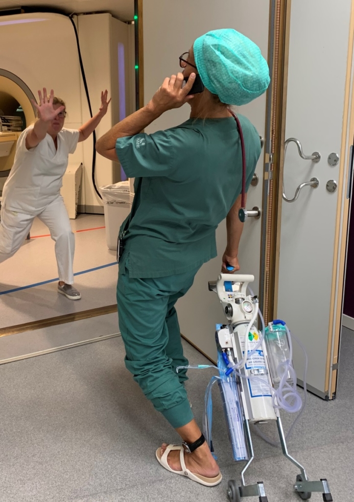 MRI safety: an urgent issue for an increasing crowd – Physics World