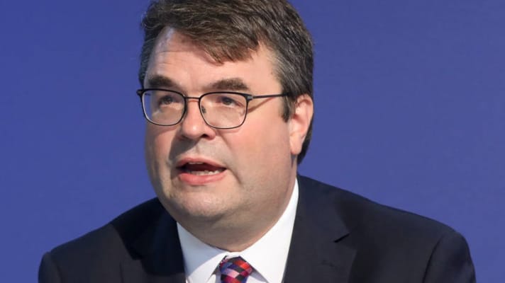 Interview Archives – Physics World