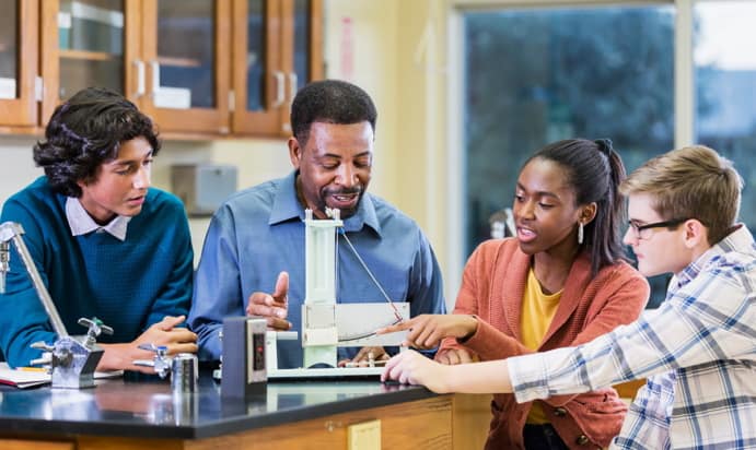 Teacher training scholarships support scientists and engineers to ...