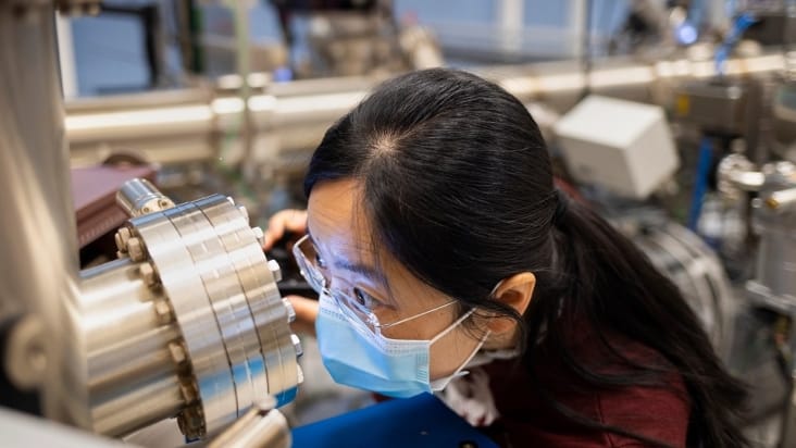 New type of quasiparticle emerges to tame quantum computing errors ...