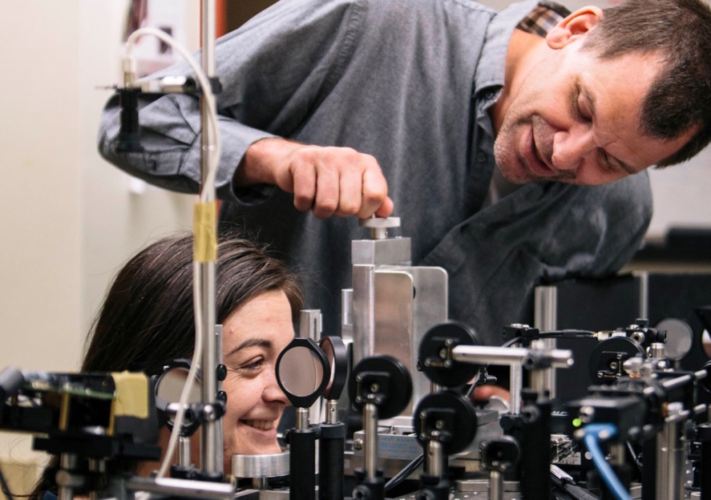 Adaptive optics pioneers win Rank Prize for retinal imaging ...