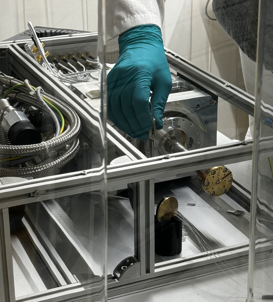 Industrial cryogenics and nanopositioning: into the fast-lane for ...