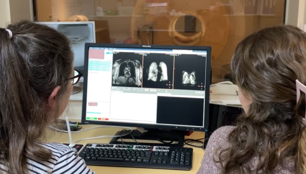 X-ray images determine MRI safety of embedded bullet fragments ...