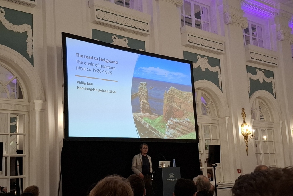 Conference marking 100 years of quantum mechanics starts in Hamburg ...