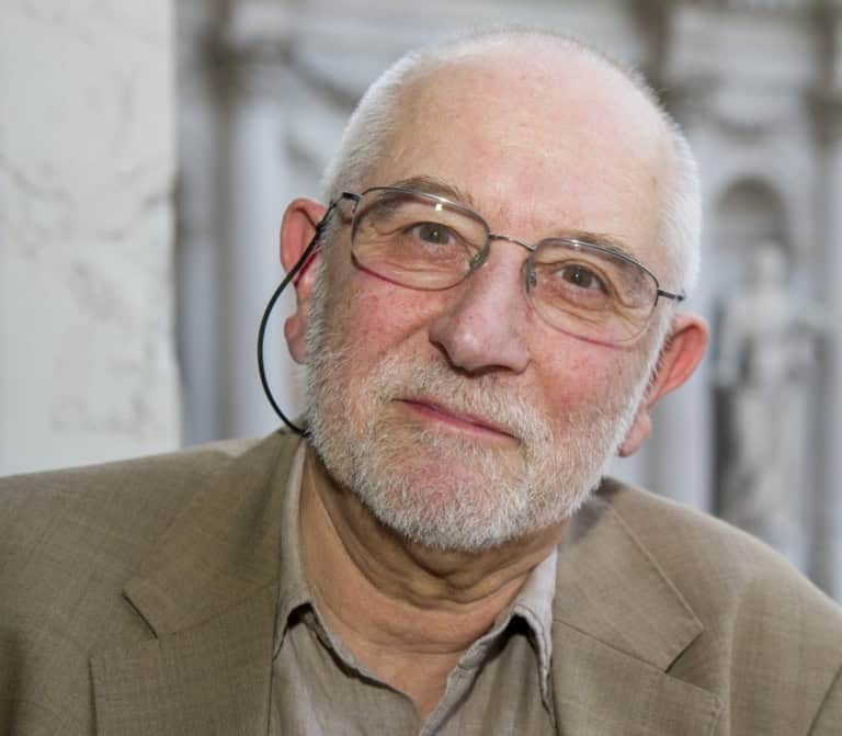 Theoretical physicist Michael Berry wins 2025 Isaac Newton Medal and ...